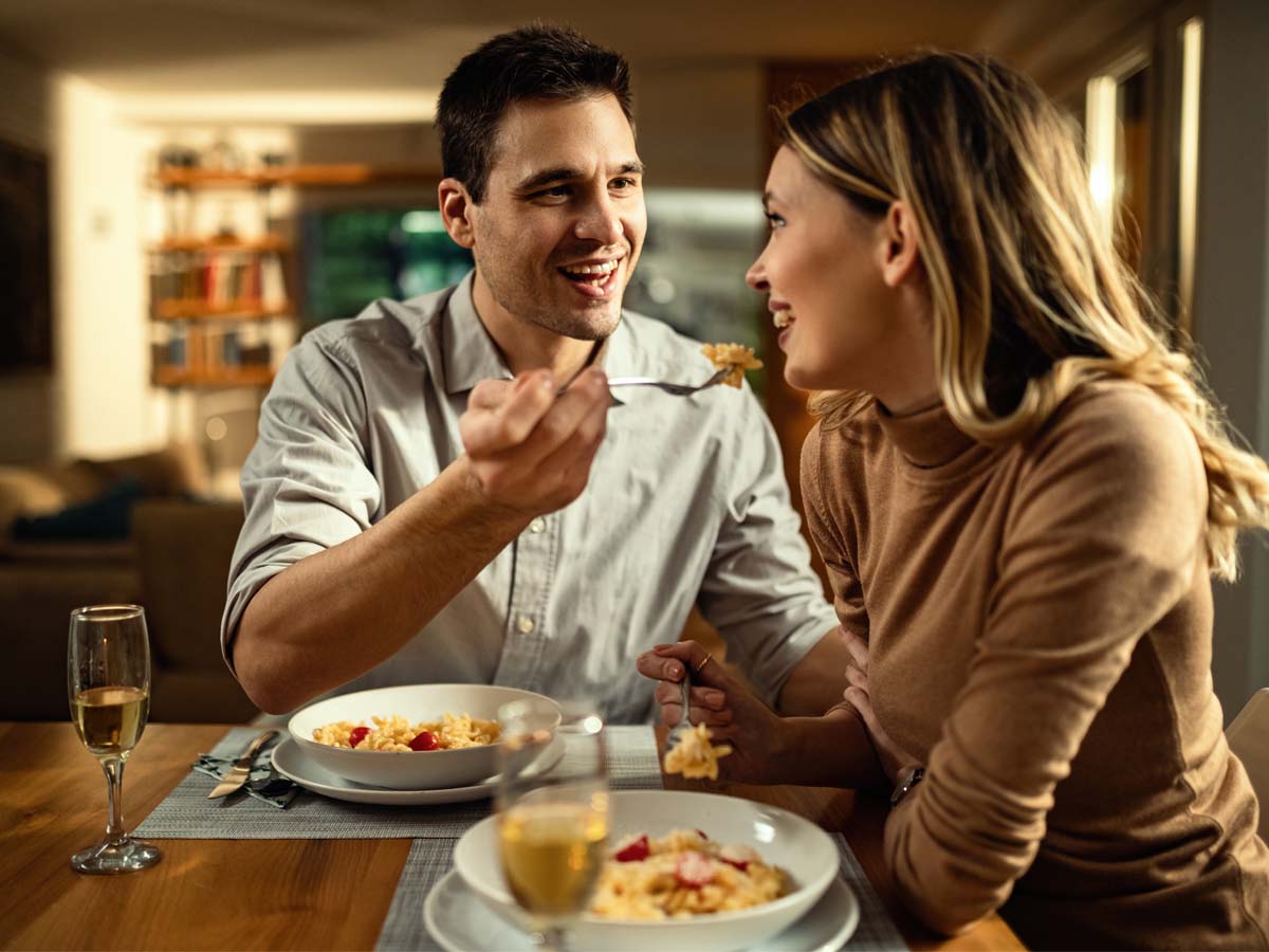 3 Clutch Tips for Creating the Perfect Date Night In - Buzzballz